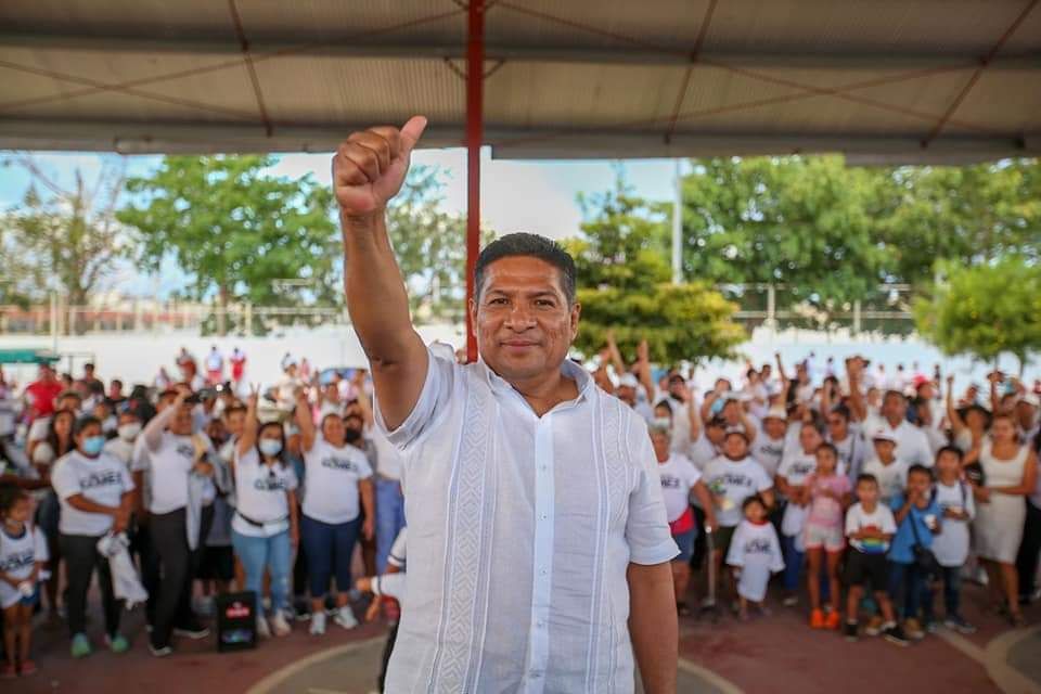 𝗚ilberto Gómez Martínez, el alcalde rico de un Puerto Aventuras ...